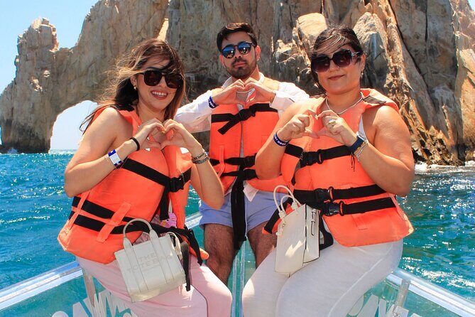 45-Minute Cabo Clear Boat Adventure to the Arch - FAQs