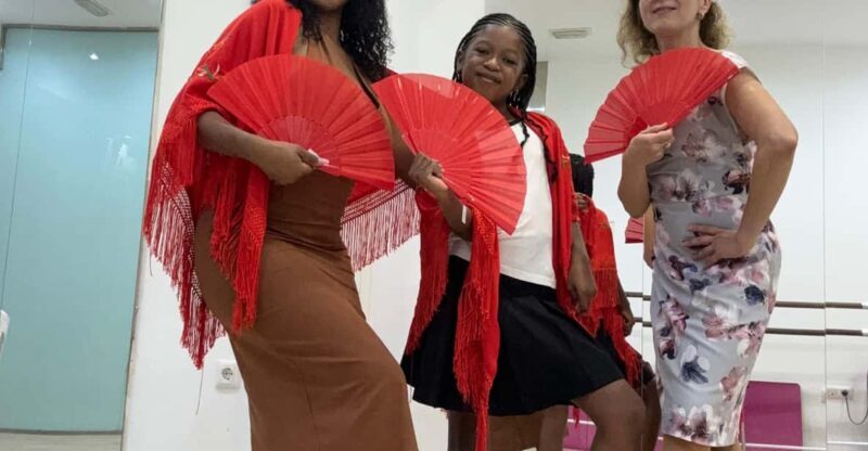 45 minutes flamenco dance class for family in Málaga - FAQ