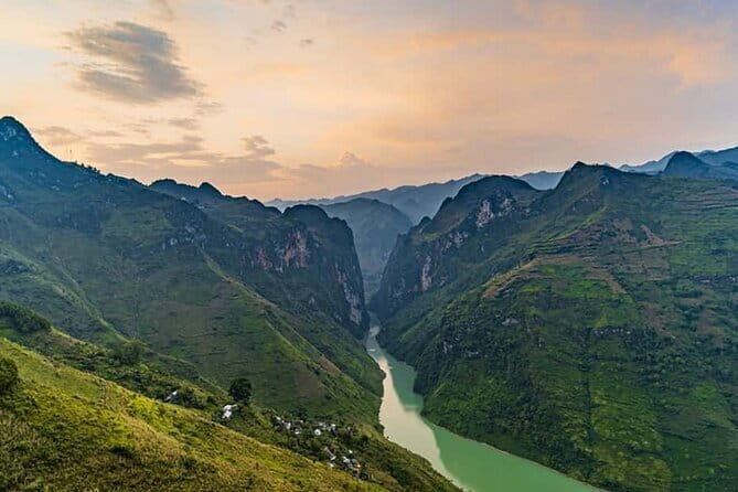 4D3N Ha Giang Loop Group Tour from Hanoi - Why This Tour Stands Out