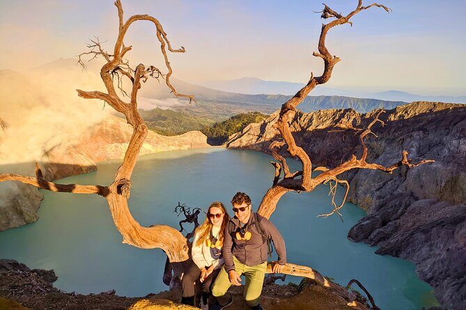 4D3N Ijen Crater,Papuma Beach, Tumpak Sewu Waterfal & Mount Bromo - Who This Tour Suits Best