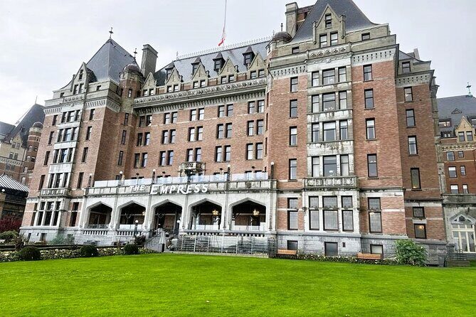 4hr Butchart Gardens and Victoria Private Tour (1-6 pax) - Frequently Asked Questions