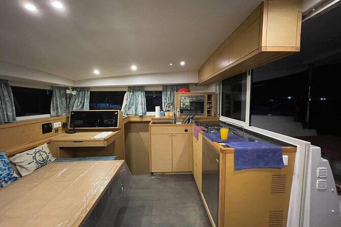 4hrs 42ft Luxury Catamaran Private Charter Cancun to Isla Mujeres - Is This Experience Worth the Cost?