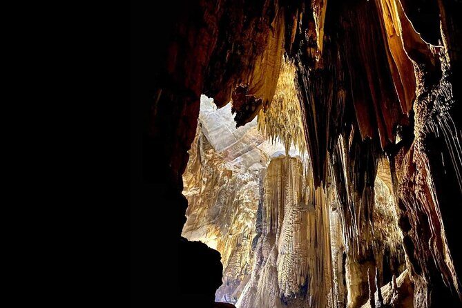 4km Paradise Cave Tour from Dong Hoi - FAQs
