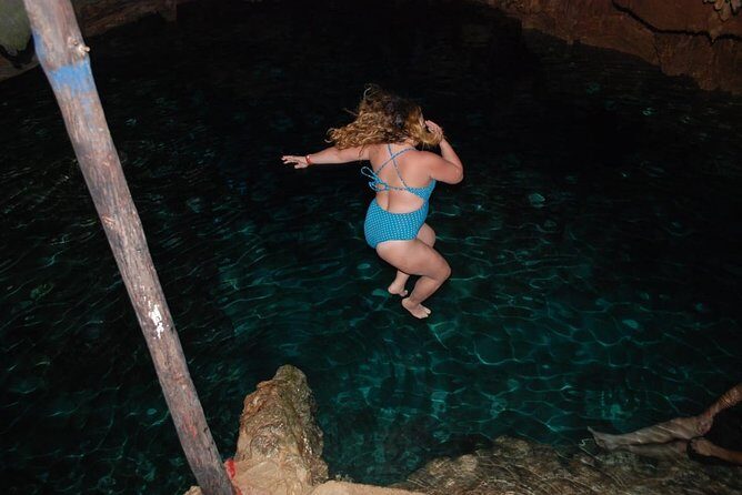 4WD Terracross + Breef Safari + River Cave and Macao Beach - FAQ