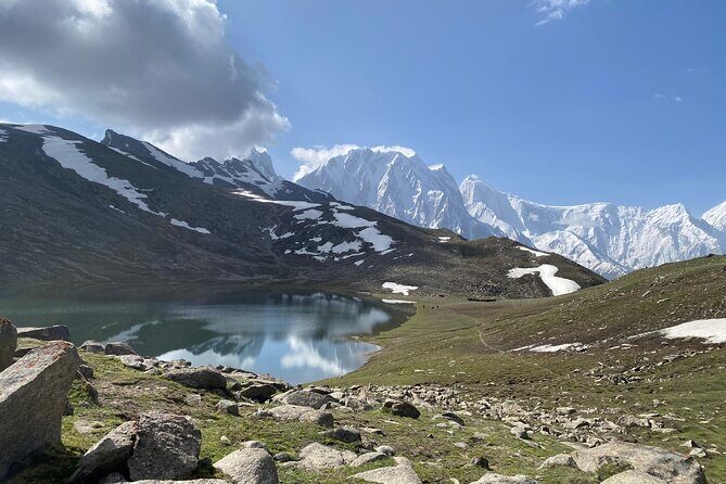5 Day Adventure from Hunza Valley Rush Lake Trek - Who Should Consider This Trek?