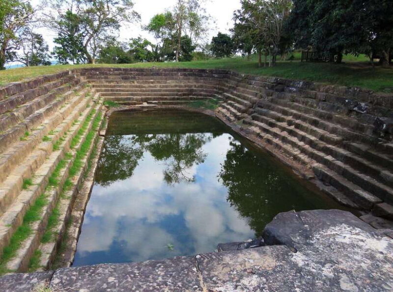 5-Day " ALL THE SIGHGTS " PRIVATE TOUR - Day 5: Floating Village & Local Culture