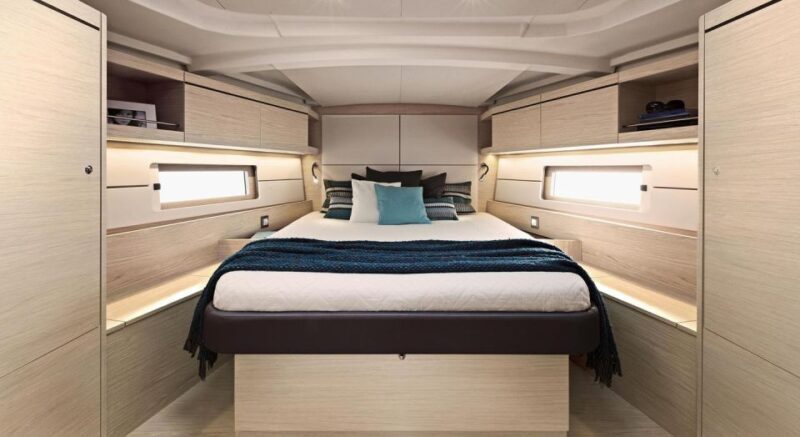 5-Day Crewed Charter "The Discovery" Beneteau Oceanis 46.1 - An In-Depth Look at the "Discovery" Yacht Experience