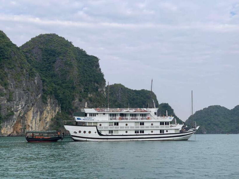 5-day Highlights North-Vietnam Hanoi-Sapa -NinhBinh-Halong - Key Points