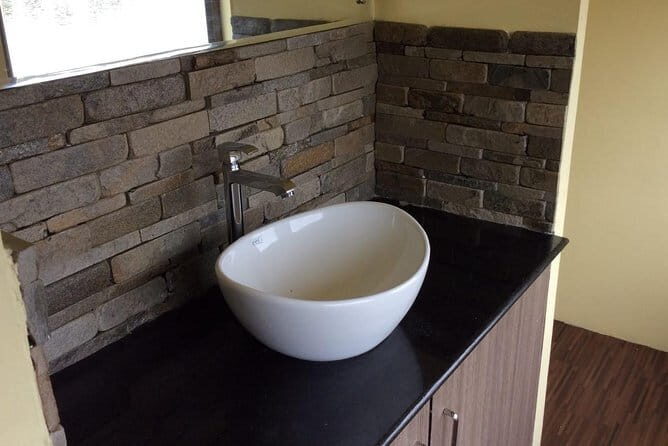 5 Day Kerala Private houseboat incl. Resort, Hotel, Cab Tourved - Frequently Asked Questions