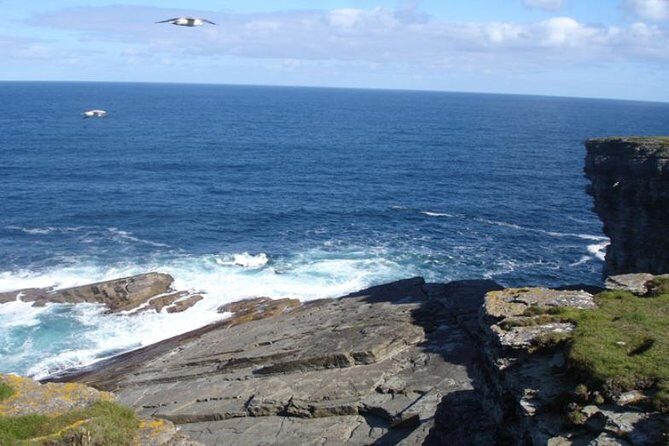 5-Day Orkney & Northern Coast Tour from Edinburgh Incl Admissions - The Final Day: Historic Battlefields and Ancient Stones