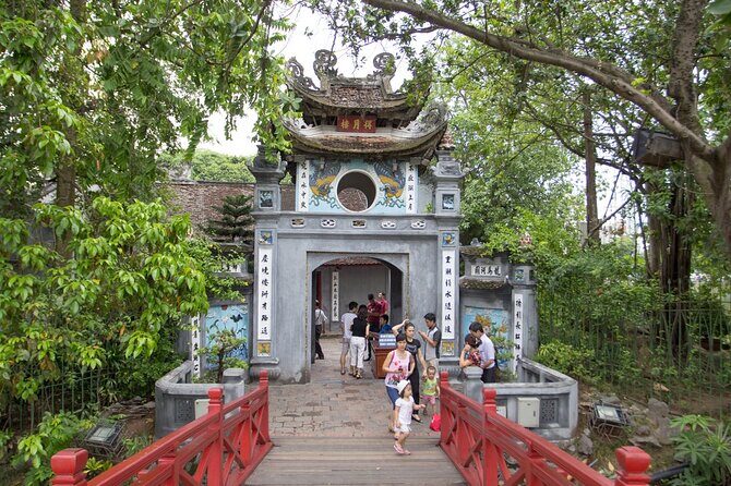 5 Day Package Northern Vietnam Tour to Hanoi Ninh Binh Halong Bay - An In-Depth Look at the 5-Day Northern Vietnam Tour