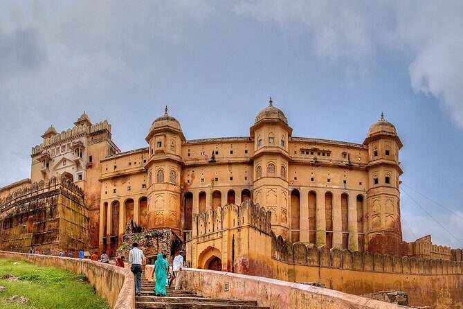 5 Day Private Luxury Golden Triangle trip Agra &Jaipur from Delhi - An Overview of the Tour