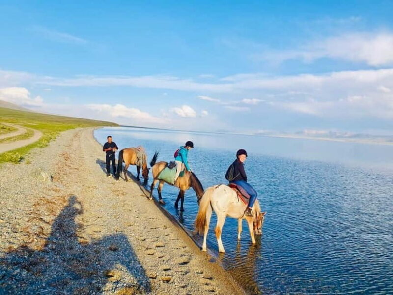 5 day tour to Son Kol, Issyk Kul and Altyn Arashan - Starting in Bishkek and Heading to Son Kol Lake