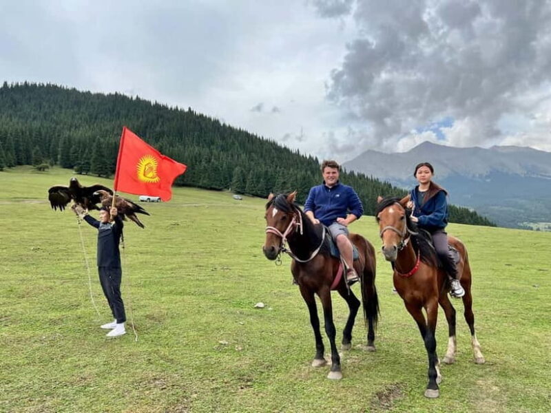 5 day tour to Son Kol, Issyk Kul and Altyn Arashan - Exploring Son Kul and Moving Toward Issyk Kul