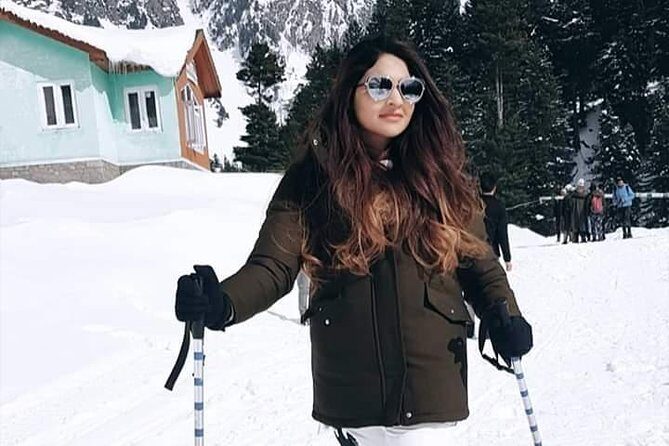 5-Days Kashmir tour includes Accommodation and Private Transportation - The Journey Begins: Srinagars Mughal Charm and Houseboat Magic