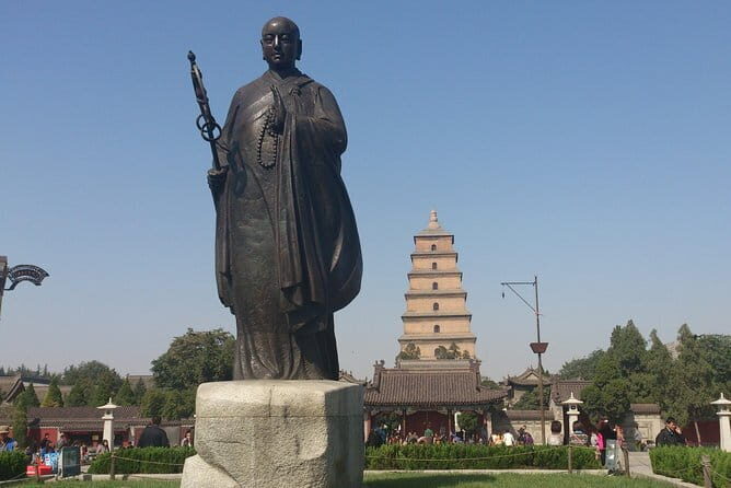 5 Days Private Xian & Shanghai Tour by Bullet Train Without Hotel - An In-Depth Look at the Itinerary and What it Means for You