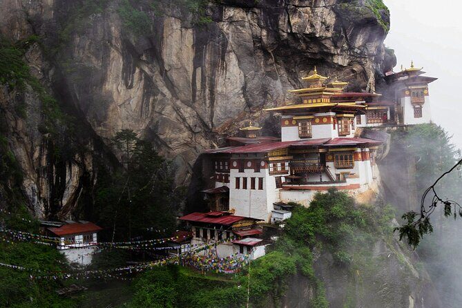 5 Days Tour in Bhutan - Day 2: Religious Icons and Cultural Heritage