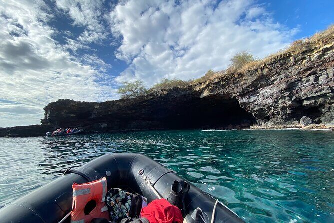 5-Hour Kona Private Boat Charter - Lunch and Beverages: Relaxing in Comfort