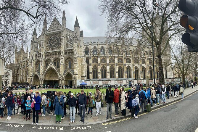 5 Hour Private Tour in London with Pickup - FAQs About the Tour