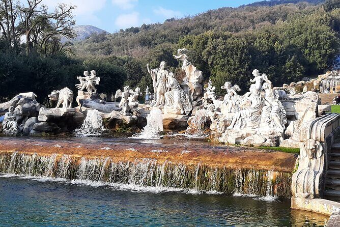 5-Hour Royal Palace of Caserta Private Guided Tour by Train from Naples - An In-Depth Look at the Tour Itinerary