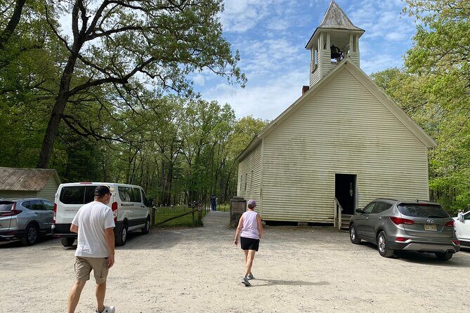 5 Hour Tour of the Mountain Heritage of Cades Cove - The Reality of Booking and Flexibility