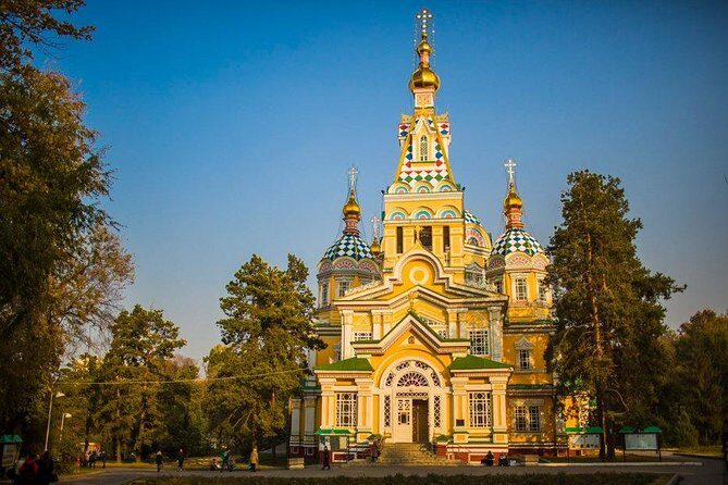 5 hours Private City Tour inclusive Kok Tobe - Key Points