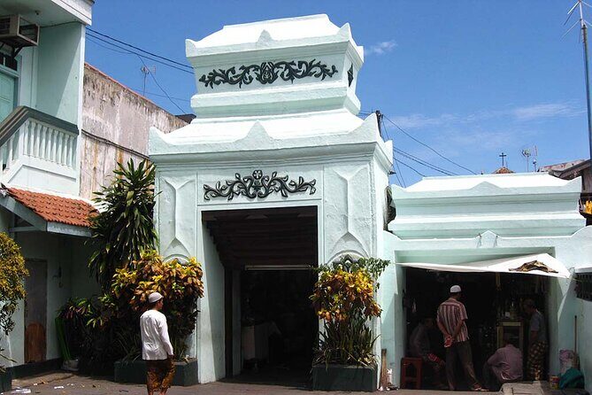 5 Hours Surabaya Comfort City Tour - Practical Details and What They Mean for Travelers