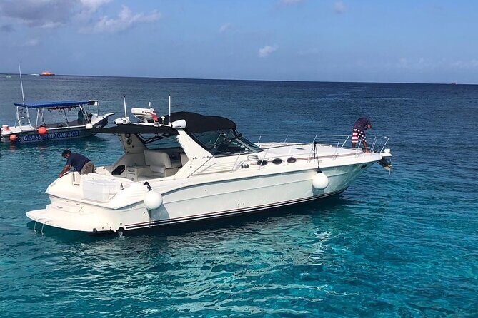 5 Hr Private Catamaran Cruise with lunch and drinks to 15-20 ppl - FAQs