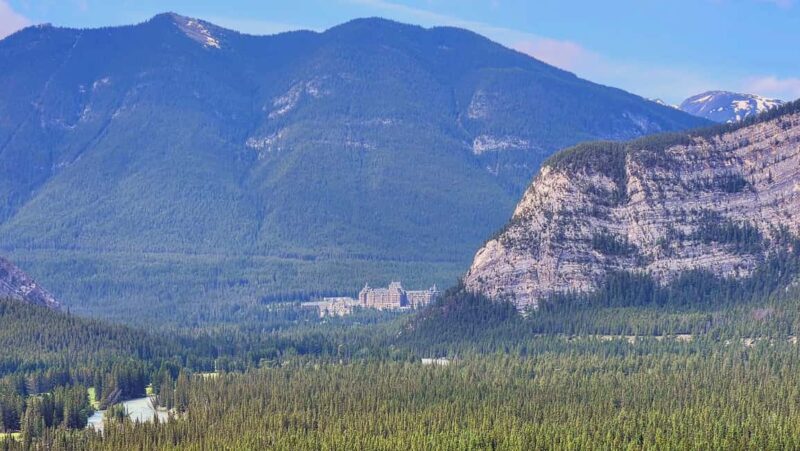 5 LAKES & 3 HIDDEN GEMS IN ONE DAY, TOTAL 8 PLACES - Discover the Beauty and Calm of Banff with the 5 Lakes & 3 Hidden Gems Tour