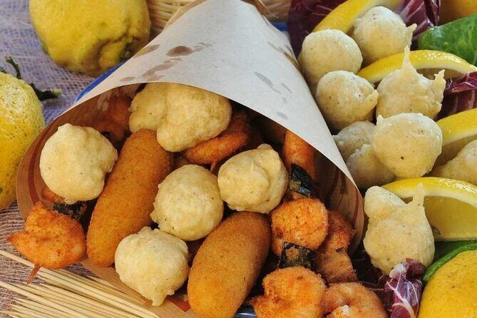 5 Spritz and Food Tastings and at Authentic Neapolitan Bar - Who Should Consider This Tour?