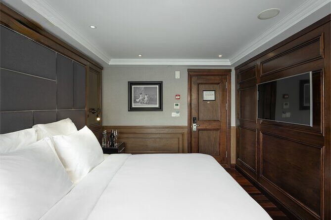 5-Star Paradise Cruise Ha Long Bay & Lan Ha Bay 2D1N Tour - Transportation and Logistics