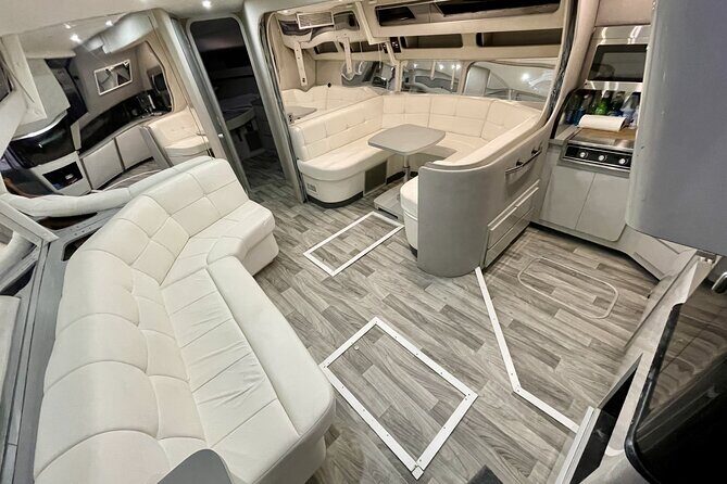 50ft Luxury Yacht Tour in Miami Beach Captain, Champagne & Party! - The Reality of Costs and What You’re Paying For
