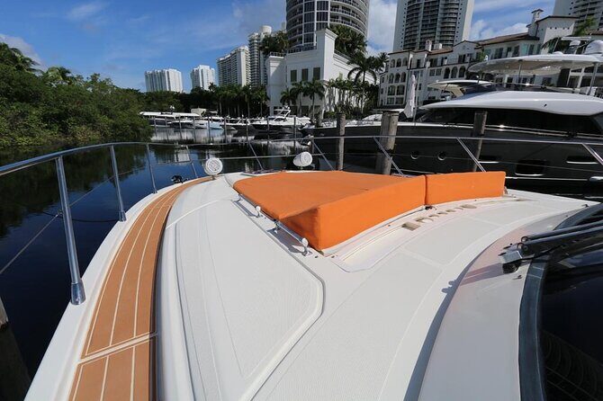 52' Azimut Yacht Charter - The Sum Up: Is the 52 Azimut Yacht Charter Worth It?