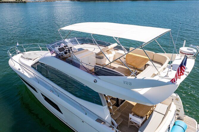 52-feet All Inclusive Flybridge Yacht Rental in Miami - Analyzing the Cost: Is It Good Value?