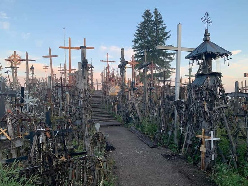 5,5 Hour Shared Tour to Hill of Crosses from Riga - Who Will Love This Tour?