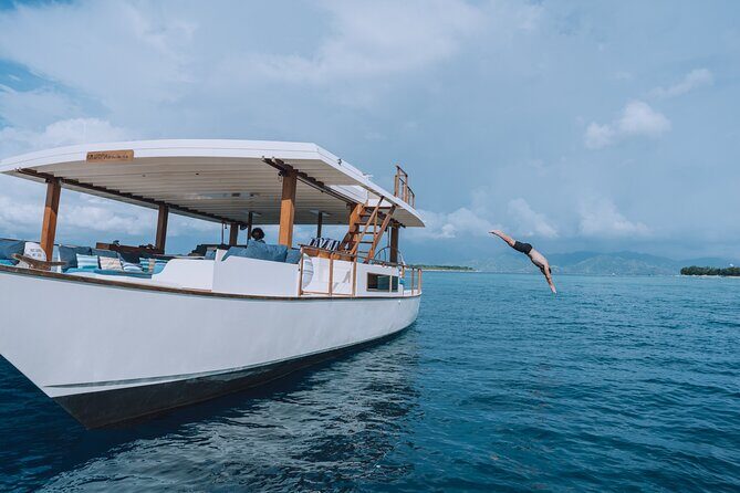 5H Snorkeling & Breakfast Cruise on Utopia Catamaran - The Itinerary: Snorkeling Stops and Marine Encounters