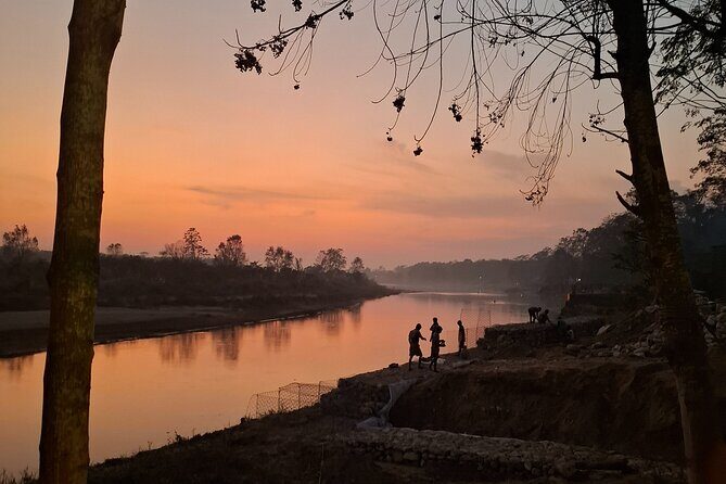 6 Day Nepal Golden Triangle Kathmandu, Chitwan and Pokhara - An In-Depth Look at the 6-Day Nepal Tour