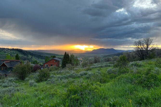 6 Day Tour: Grand Teton, Yellowstone, Rocky Mountain, and Colorado Hot Spring - An Adventurer’s Guide to the 6-Day Grand Teton, Yellowstone, Rockies, and Colorado Hot Spring Tour