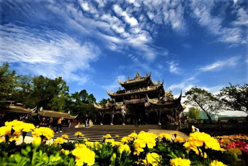 6 Day Tour Including Chengdu, Jiuzhaigou And Dagu Glacier - From Glaciers to Irrigation: Visiting Dujiangyan