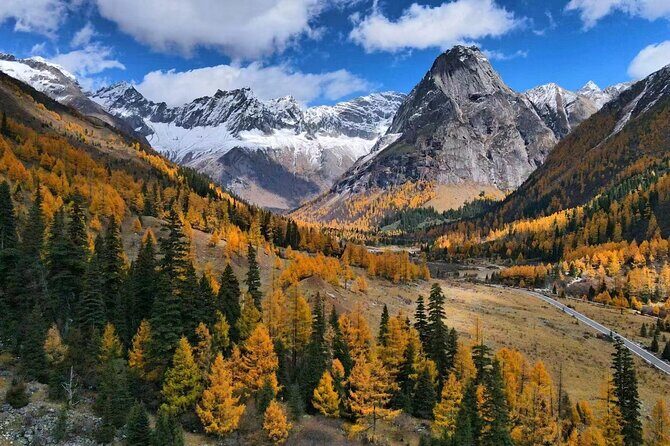 6-Day Tour to Uncover the Wonders of Western Sichuan - Day 5: Tibetan Spirituality and Grassland Peace