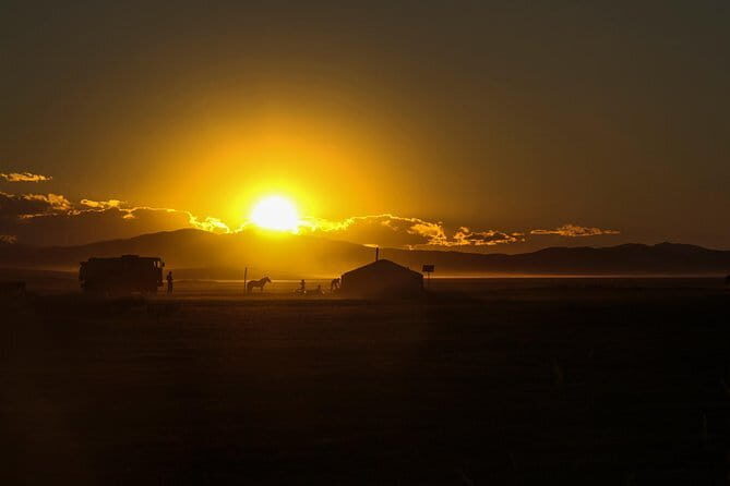 6 Days Color of Gobi Desert - Key Points