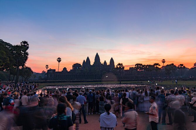 6 Days Enchanting Cambodia From Phnom Penh To Angkor - Transportation and Comfort