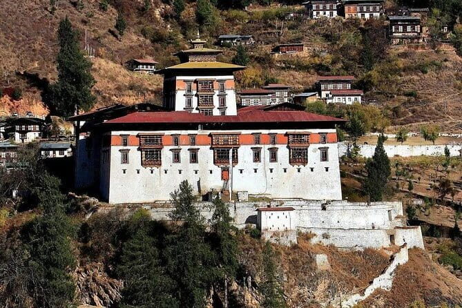 6 days Glimpse Of Bhutan - The Second Day: From Thimphu to Punakha via Dochula Pass