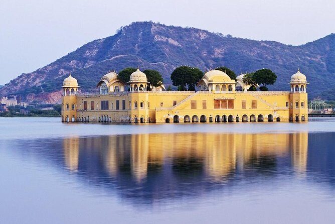 6 Days Golden Triangle Tour with Udaipur(Delhi Agra Jaipur Udaipur Tour) - Day 5: Udaipur’s Architectural Gems and Lakeside Views