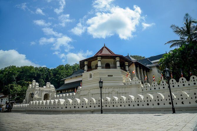 6 Days Sri Lanka Private Heritage Tour - Frequently Asked Questions