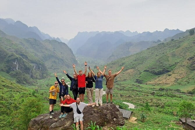 6 Days Tour in Ha Giang Loop, Ban Gioc Waterfall and Ba Be Lake - An In-Depth Look at the 6-Day Ha Giang, Ban Gioc, and Ba Be Tour