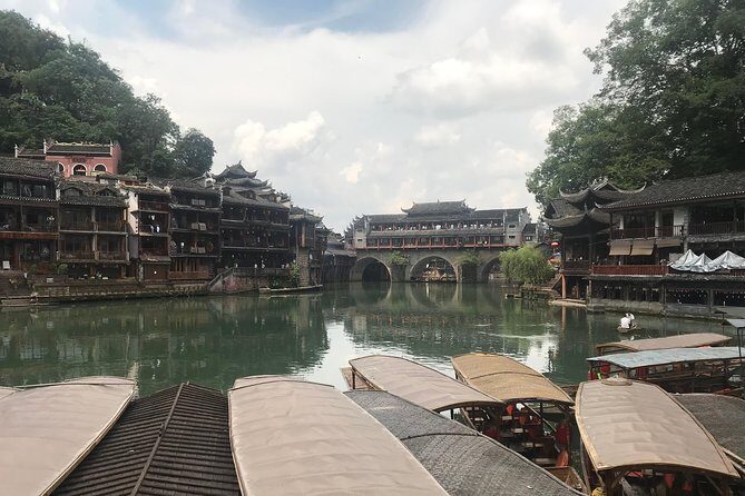 6 Days Western Hunan In-depth Tour-Nature&Culture Experience5-star hotel - Adventure at Zhangjiajie Grand Canyon and Yellow Dragon Cave