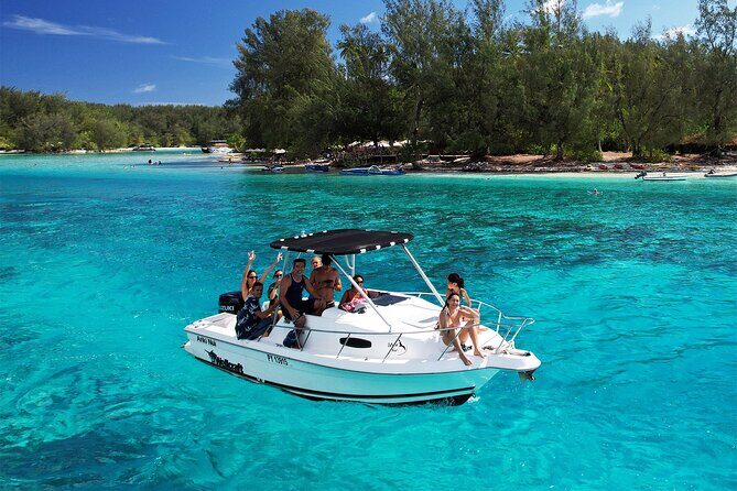 6 Hour Private Boat Activity with Snorkeling & Lunch - Key Points