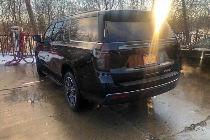 6-Hour Private SUV Transportation Service in Chicago - The Sum Up