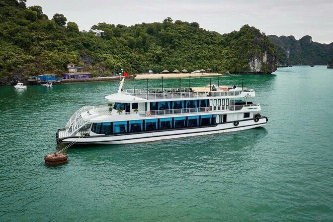 6 hours luxury V Dream Cruise day tour - An Honest Look at the Itinerary